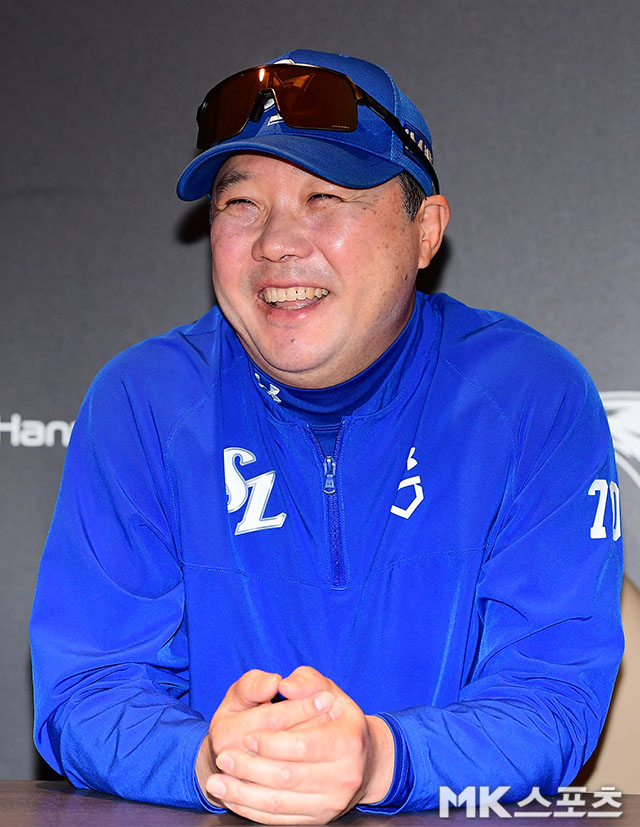 “이야기 하러 갔는데 표정 밝더라”…배찬승 회복력에 미소 지은 박진만 삼성 감독 [PO2 인터뷰]