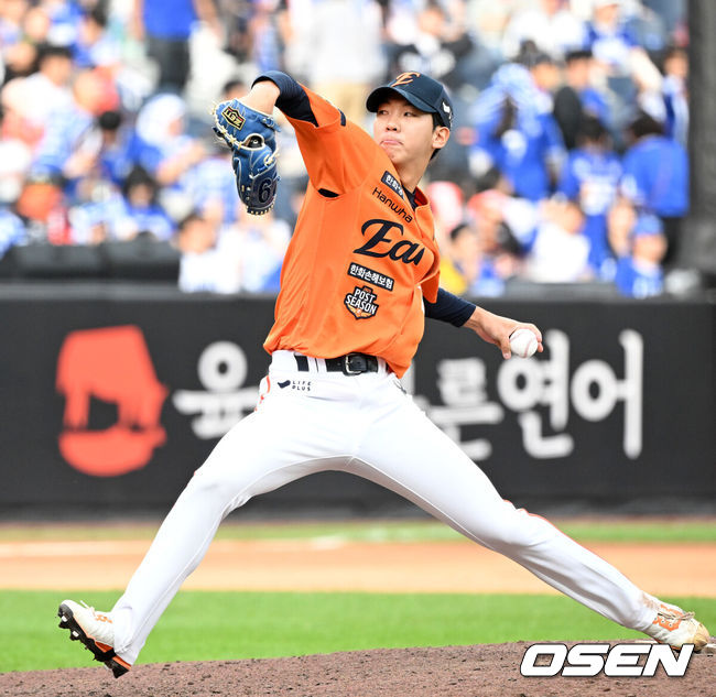 삼성전 3전 전패 ERA 11.74 약했는데…큰 경기서 약세 극복한 황준서 "가을야구 재미있다, 무조건 KS 목표" [PO3]