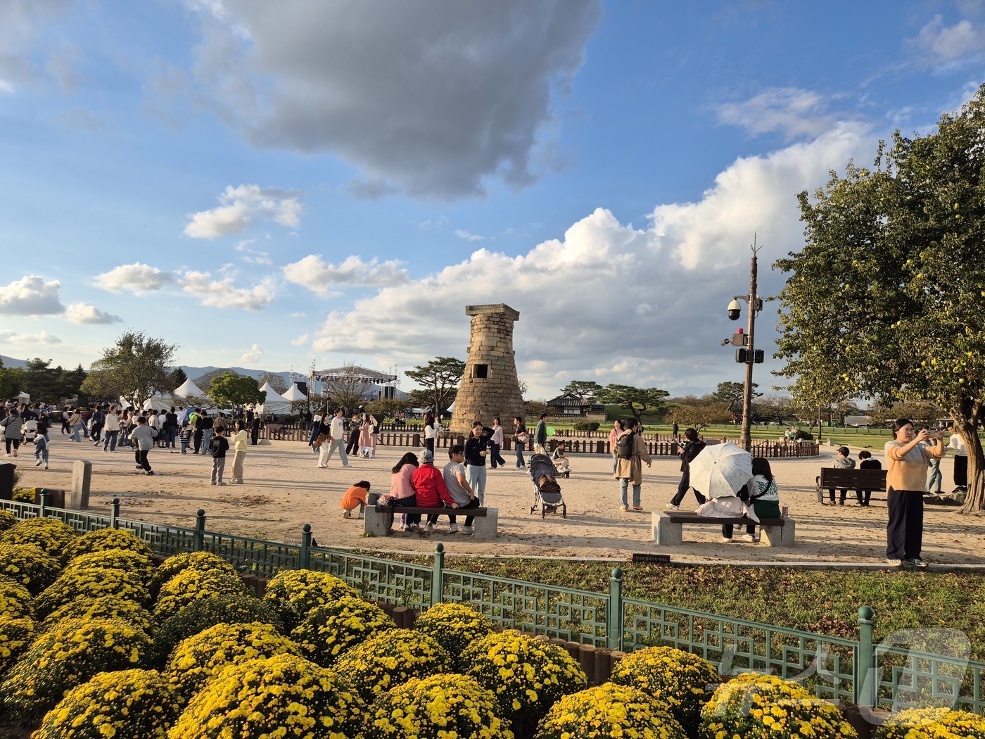 [화보]APEC 맞이한 '첨성대' 가을빛 문화무대로 변신