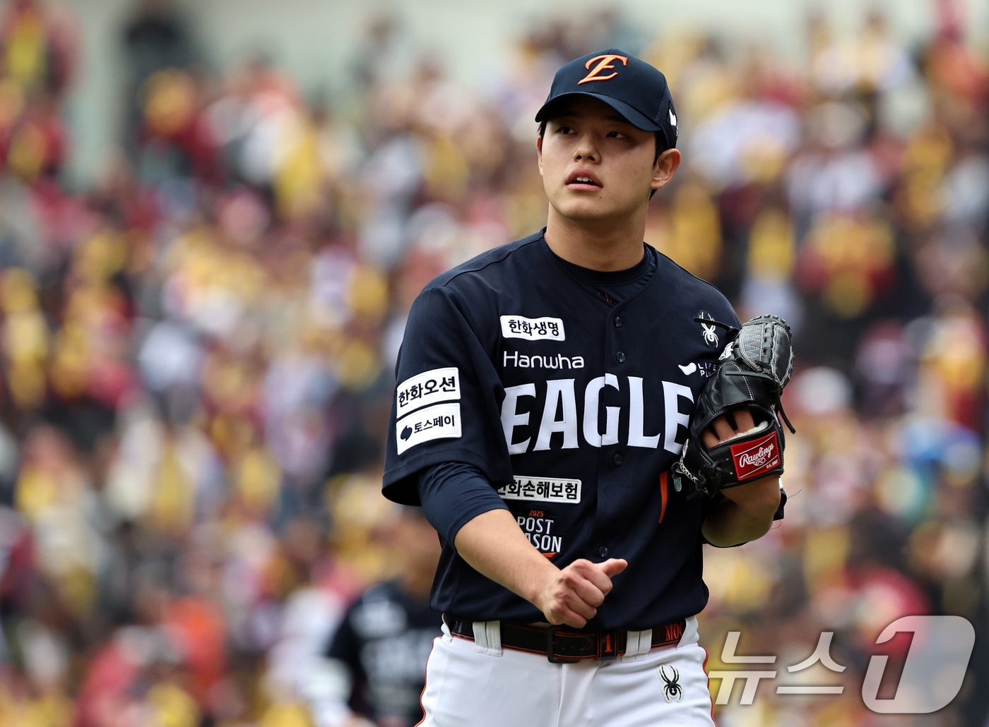 한화 문동주, 또 LG 못 넘었다…4⅓이닝 4실점 강판[KS1]