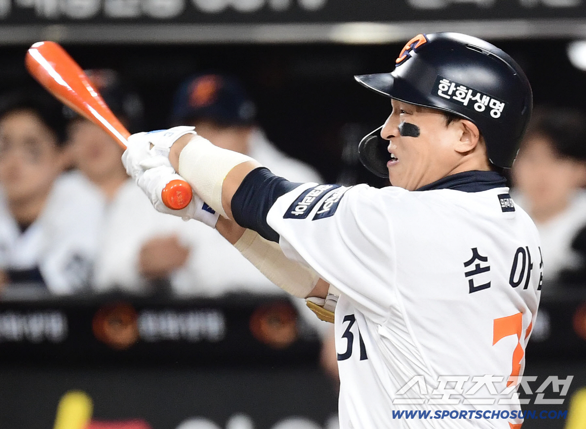 "좋은 팀 만났다" 손아섭, 진짜 KS 한푼다 '1번-DH'…심우준→이도윤 유격수 교체 [KS1 라인업]