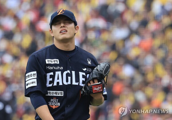 문동주도 사람이었다… PO 여파 뚜렷하게 보였던 KS 1차전[KS1]