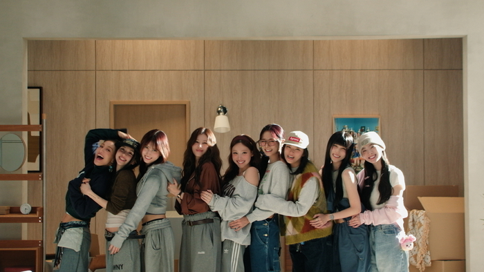 “JYP Ent., 3분기 견조한 실적 전망…AI 아티스트 제작 착수”