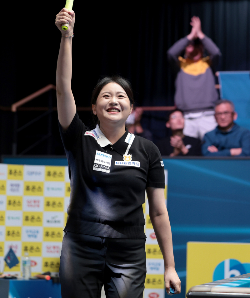 ‘LPBA 역대 두 번째 4:0’…김민아, 김상아 꺾고 통산 4회 우승