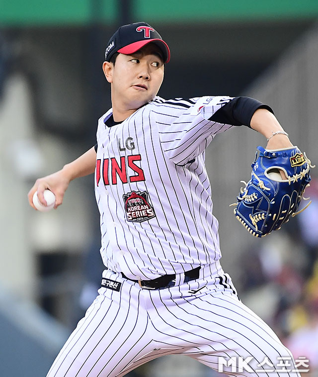 “아쉽지만 어쩔 수 없다, 유영찬 살려야”…뼈아픈 역전패 당한 염갈량의 쓴웃음 [KS3 인터뷰]