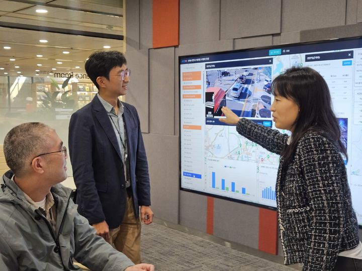 '보행자 동선 예측, 3초 전 경고'…ETRI, 예지형 안전 AI서비스 개발