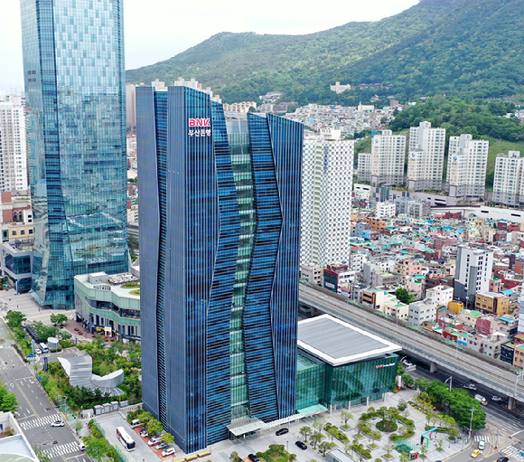 BNK금융, 3분기 누적 순익 7700억원⋯작년 대비 9.2%↑