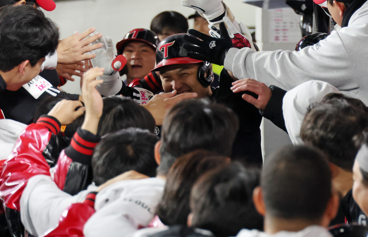 ‘역전의 명수’ LG 박동원 “오늘 같은 경기가 또 있을까요?”[KS4]