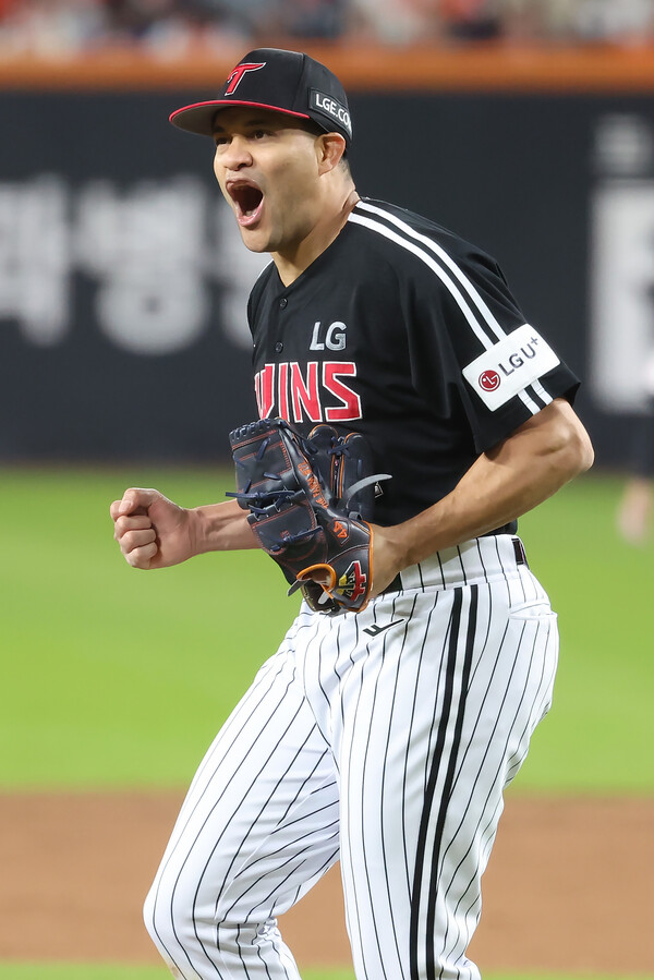 "커리어에서 처음 보는 경기" 9회 역전극에 치리노스도 놀랐다..."타선 포기하지 않아 감동" [더게이트 KS5]