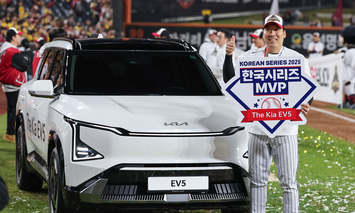 김현수, 3번의 준우승 아픔 딛고 3번 우승…KS MVP로 우뚝 섰다