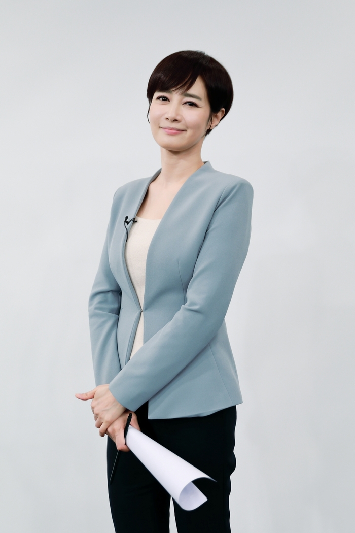 MBN 김주하 앵커, 생애 첫 토크쇼 진행한다…‘데이앤나잇’ 11월 22일 첫 방송 [공식]