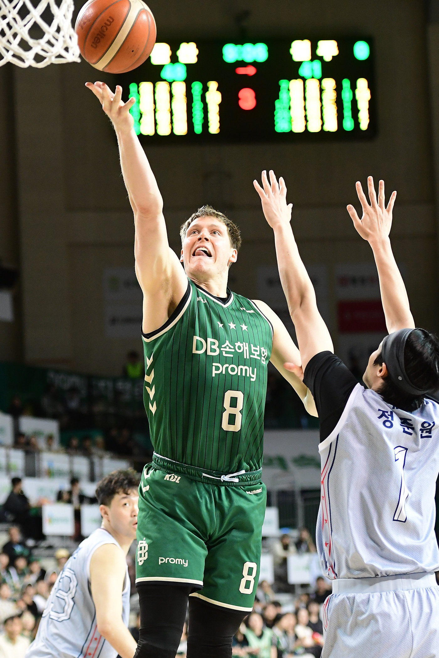 프로농구 삼성, '허웅 침묵' KCC 100-77 완파…3연승+5할 승률