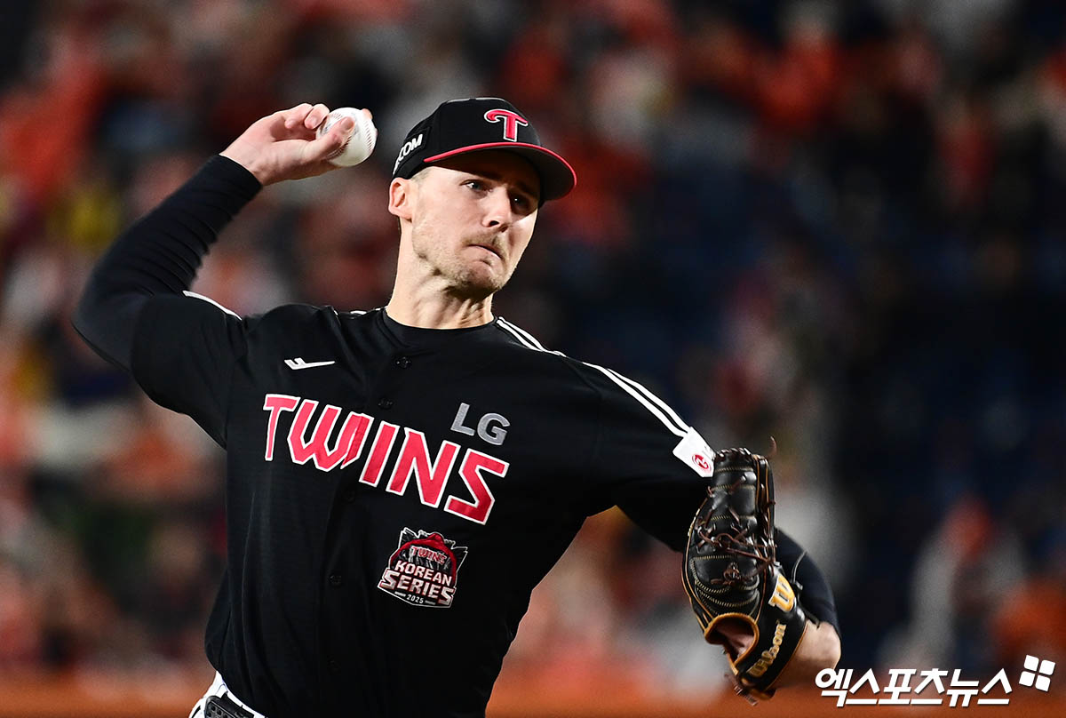 염갈량이 톨허스트에 무릎 꿇은 사연은?…"7회까지 던지자고 얘기, 들어줘서 고마워" [LG V4]