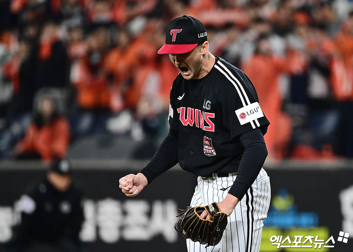 염갈량이 톨허스트에 무릎 꿇은 사연은?…"7회까지 던지자고 얘기, 들어줘서 고마워" [LG V4]