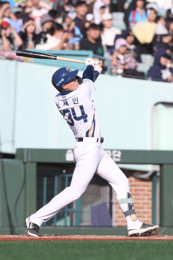 ‘전체 2번 신재인 MVP’ NC, 2025 울산-KBO Fall League 우승!…결승서 롯데 12-1 완파