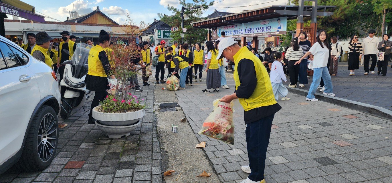 이런 APEC 없었다… GD 열광, K뷰티 인증, ‘8000조’ 깐부까지
