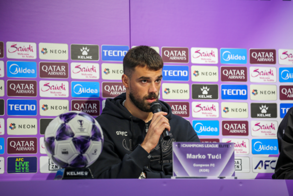 [ACLE 기자회견] 강원 정경호 감독의 '선택과 집중'…"전력 100% 가동해 승리할 것"