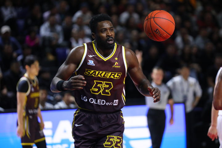 프로농구 LG, EASL서 몽골 브롱코스에 77-105 완패