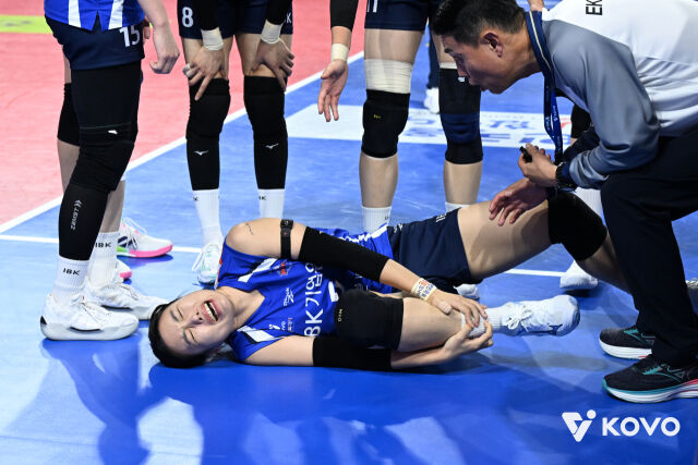 레베카 펄펄 날았다, 개인 최다 34득점 폭발... 흥국생명 4연패 탈출, IBK 또또 부상 악몽에 울었다 [MD화성]