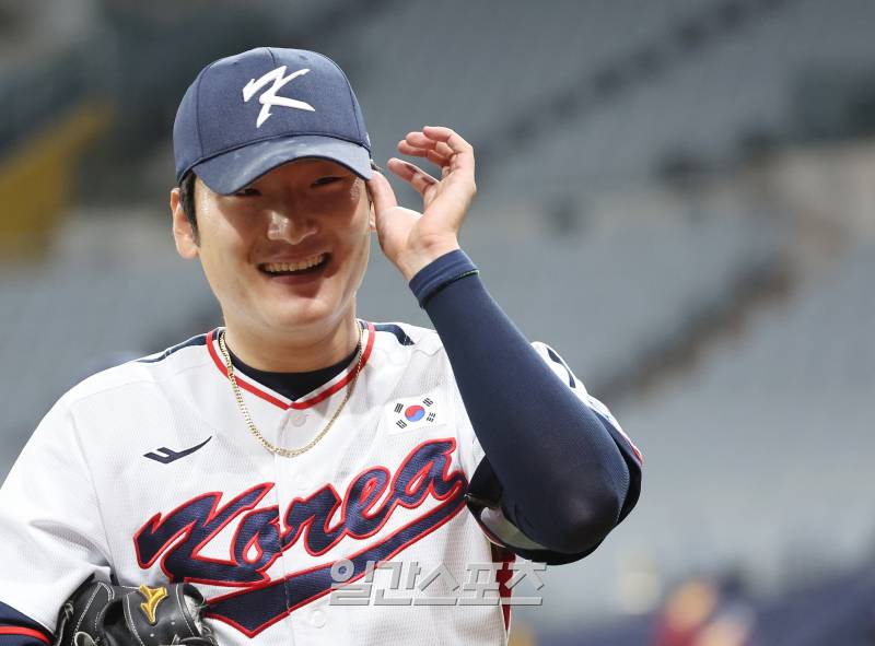 '156km 쾅!' 체코전 설욕한 곽빈, "한일전도 던지고 싶습니다" [IS 인터뷰]