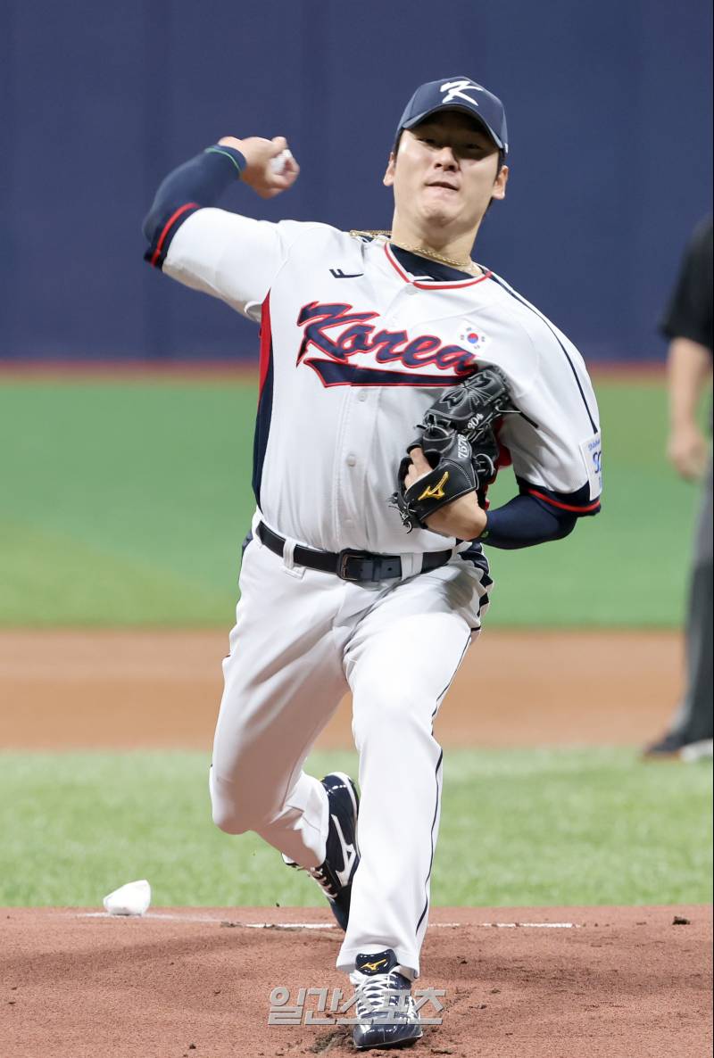 '156km 쾅!' 체코전 설욕한 곽빈, "한일전도 던지고 싶습니다" [IS 인터뷰]