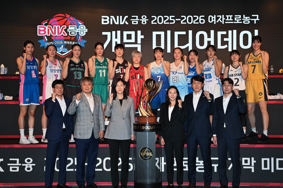 [STN 현장] "꼴찌 평가 당연해", "부산은 바다가 유명해요" WKBL 개막 전 열기 올린 말말말