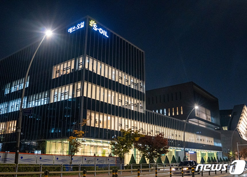S-Oil, "정제마진 최고 수준 상승"…목표가 10만원-IBK