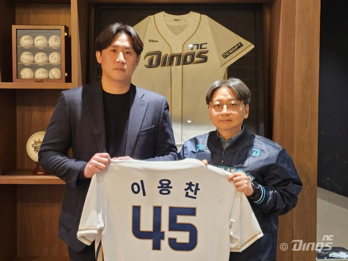 '세대교체 성공' 한화, 안치홍·이태양 등 베테랑 이적…NC 이용찬은 친정 두산행