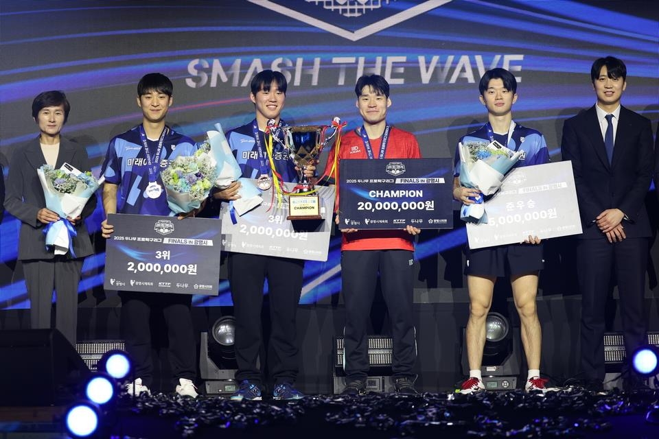 탁구 장우진, WTT 무스카트서 박규현과 복식 콤비로 깜짝 호흡