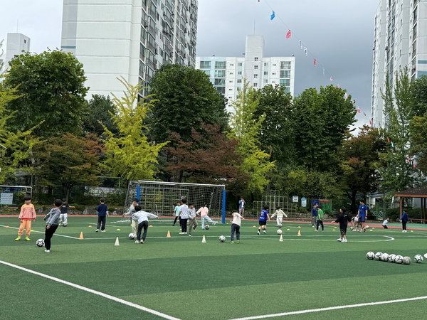다채로운 돌봄 속에서 꿈 키우는 대전전민초 어린이들