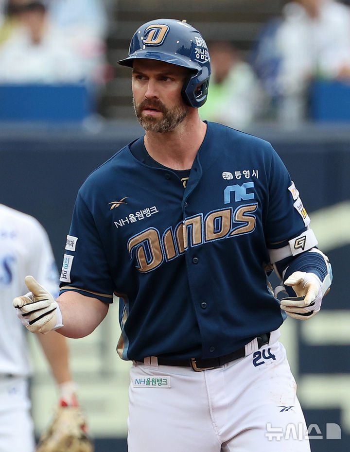 NC, 라일리·데이비슨에 재계약 의사 전달…로건과는 결별