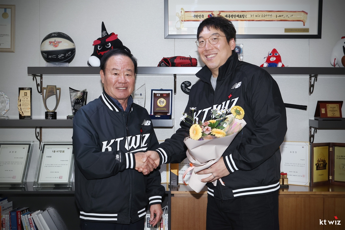 'KS MVP' 김현수, LG 떠나 kt와 3년 총액 50억원에 계약(종합)