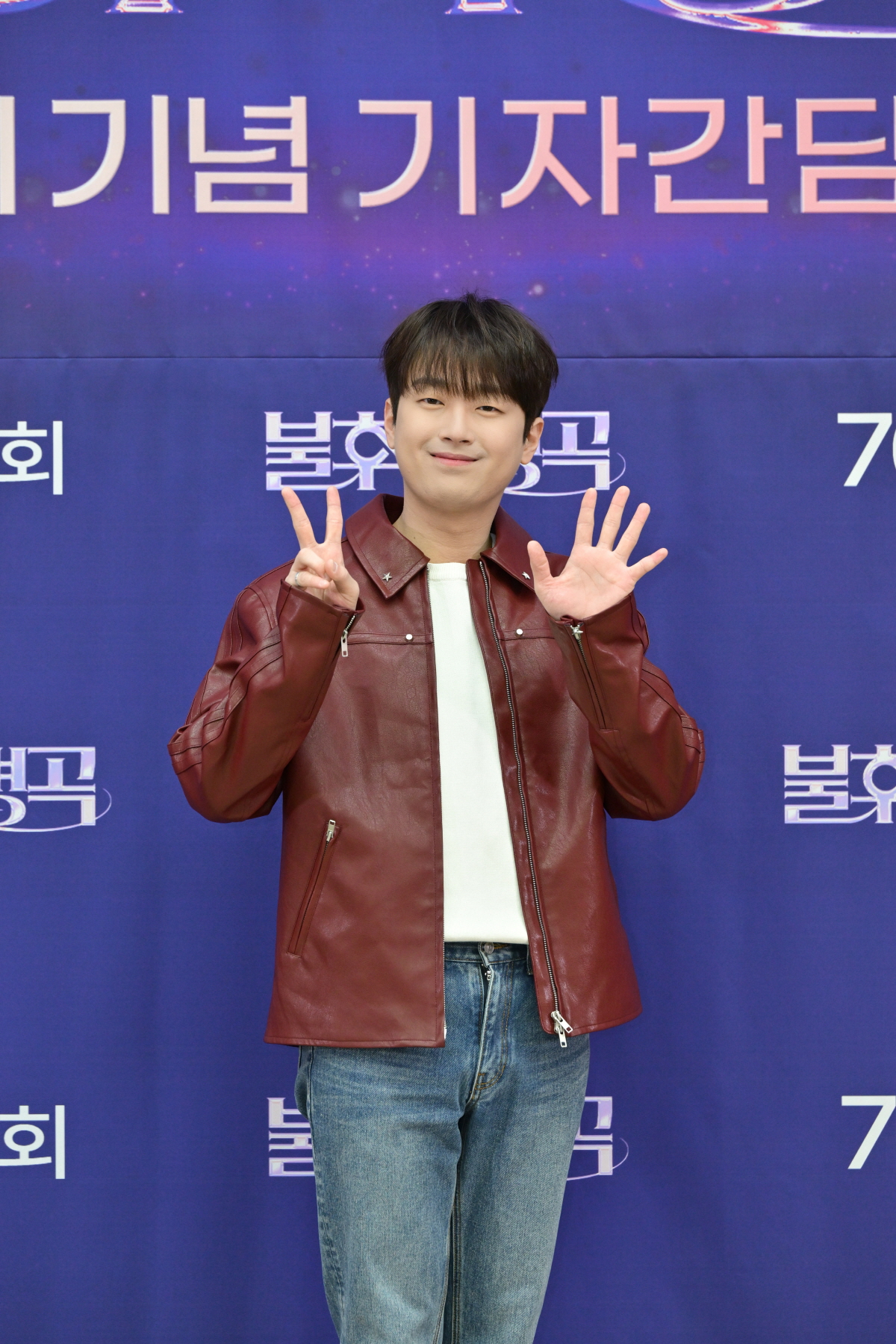 올해도 'KBS 연예대상' MC..이찬원, 스타랭킹 男 트롯 3위