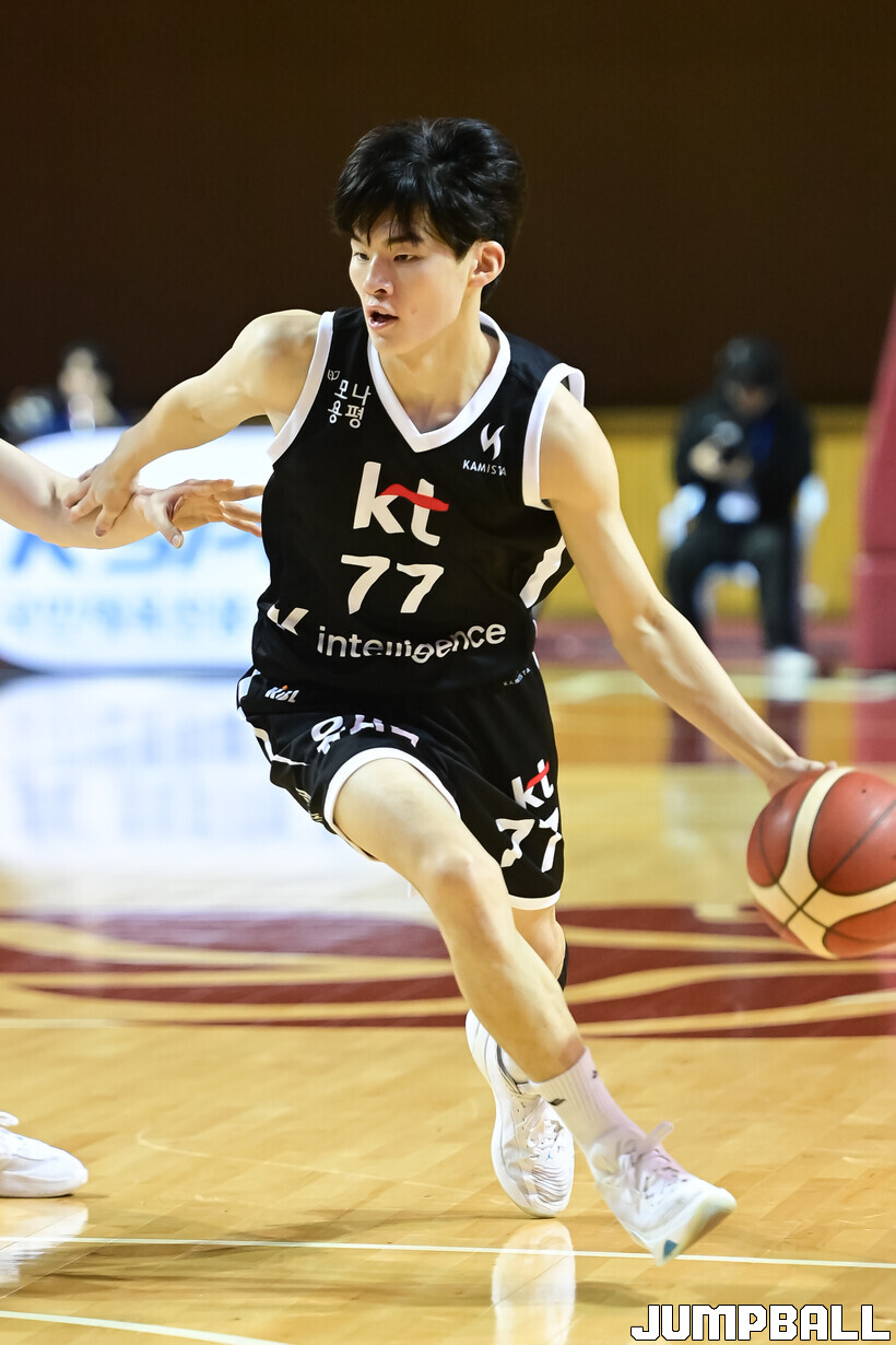 [D리그] '23분 뛰고 10점 4스틸' D리그가 좁은 강성욱, KT는 3연승