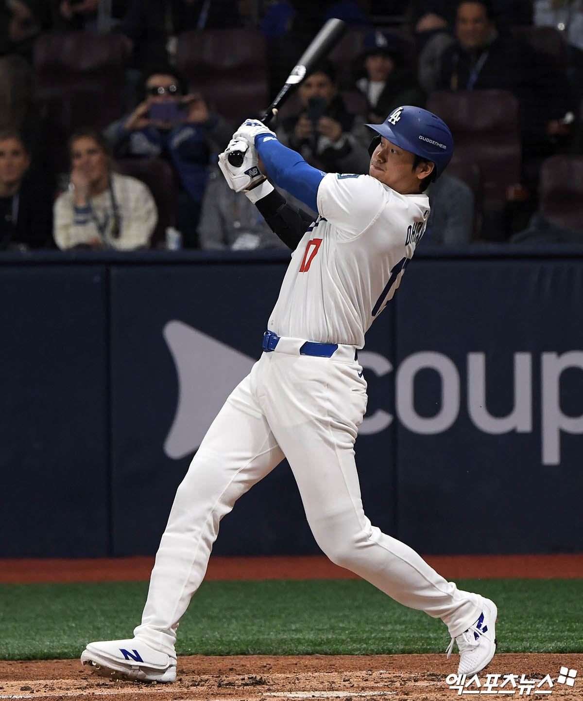 "결정은 선수 몫이지만…" 로버츠 생각 바뀌지 않았다 "오타니·야마모토·사사키 WBC 안 나갔으면"