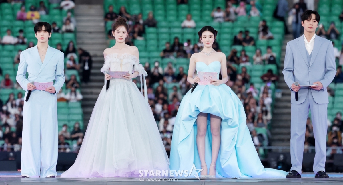 앨런-수이-슈화-이준영, 'ACON 2025' 네 MC[★포토]