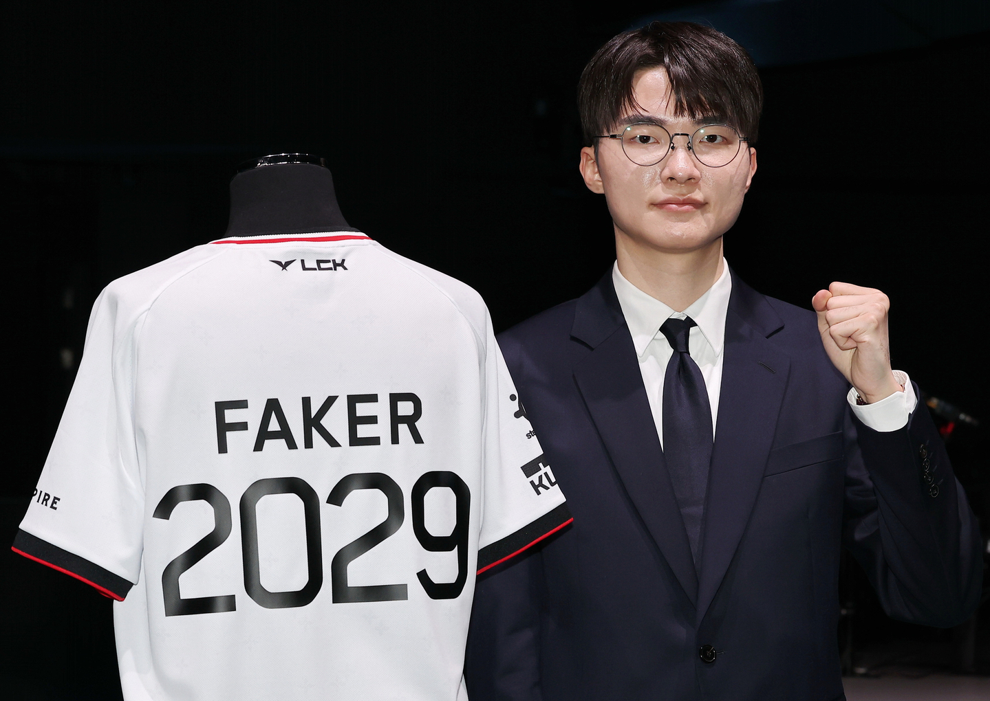 Esports legend Faker opens up about Elon Musk's challenge, contract ...