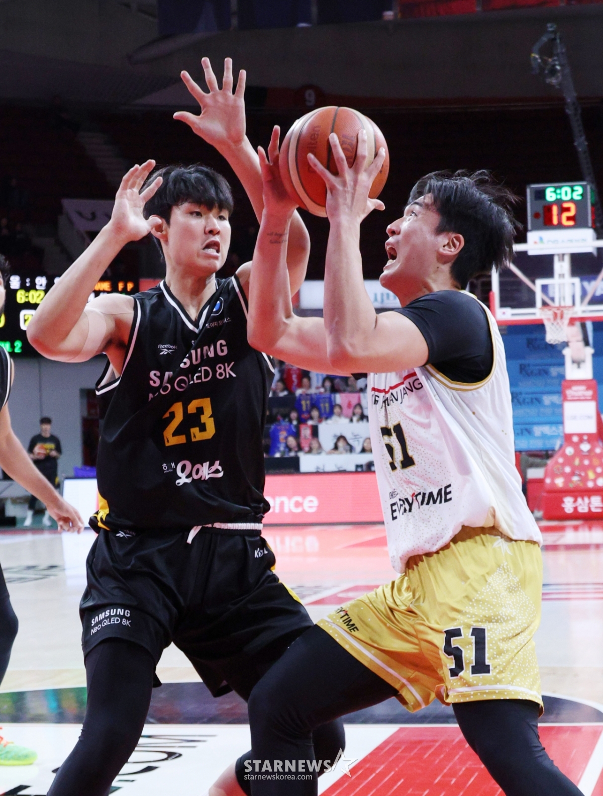 [포토] 한승희 '이규태 잘 만났다'