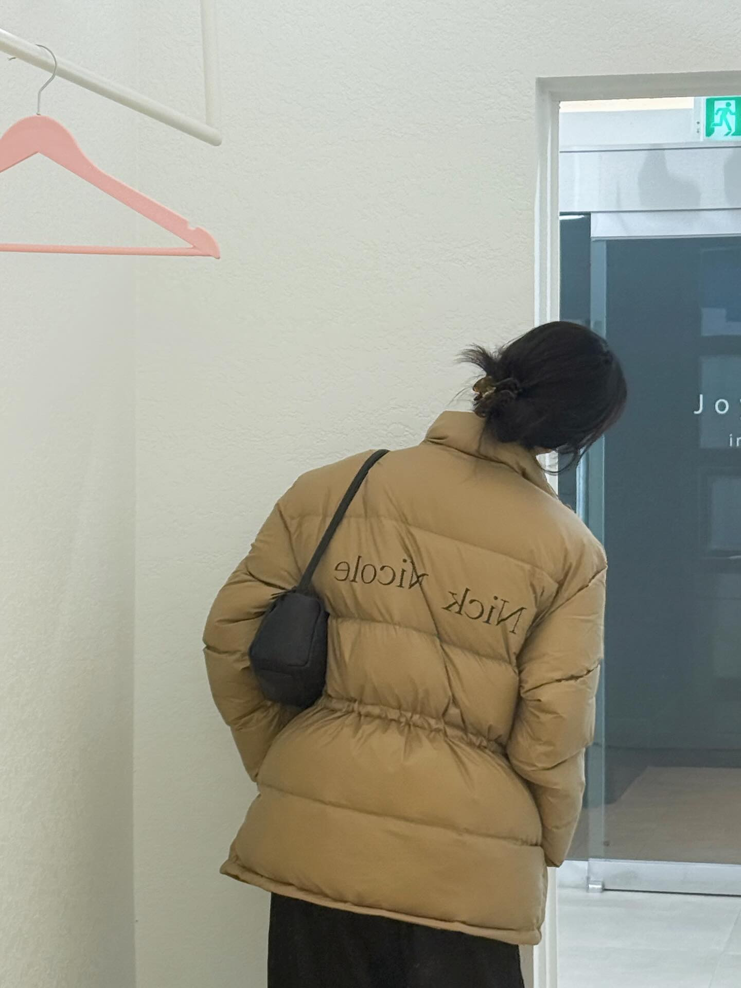 얼마나 예쁘길래? 8시간동안 감독이 설득해 촬영한 여배우의 로우번 헤어 스타일 | 패션연구소