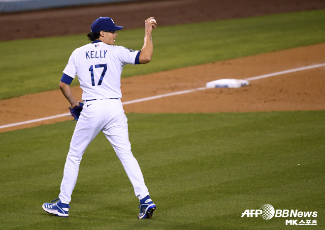 오타니에게 등번호 양보하고 포르쉐 받은 남자, 13년 커리어 마침표···“운동선수는 그냥 플레이를 멈출 뿐”