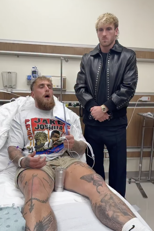 매값만 1364억 폴, 텅텅 부은 얼굴로 "여러분 전 행복해요"