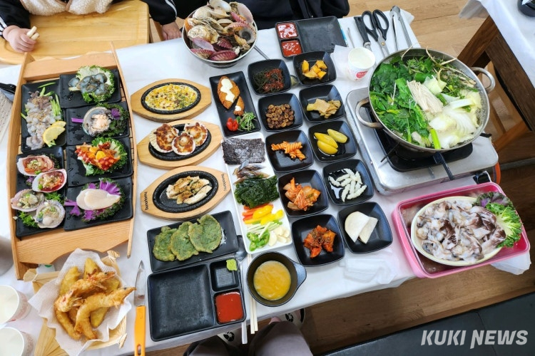 제철 맞은 홍성 남당항 새조개 미식가 홀린다