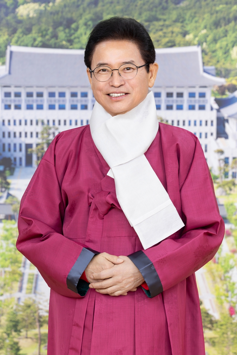 [신년사] 이철우 "유례없는 혁신 만들어 내겠다"
