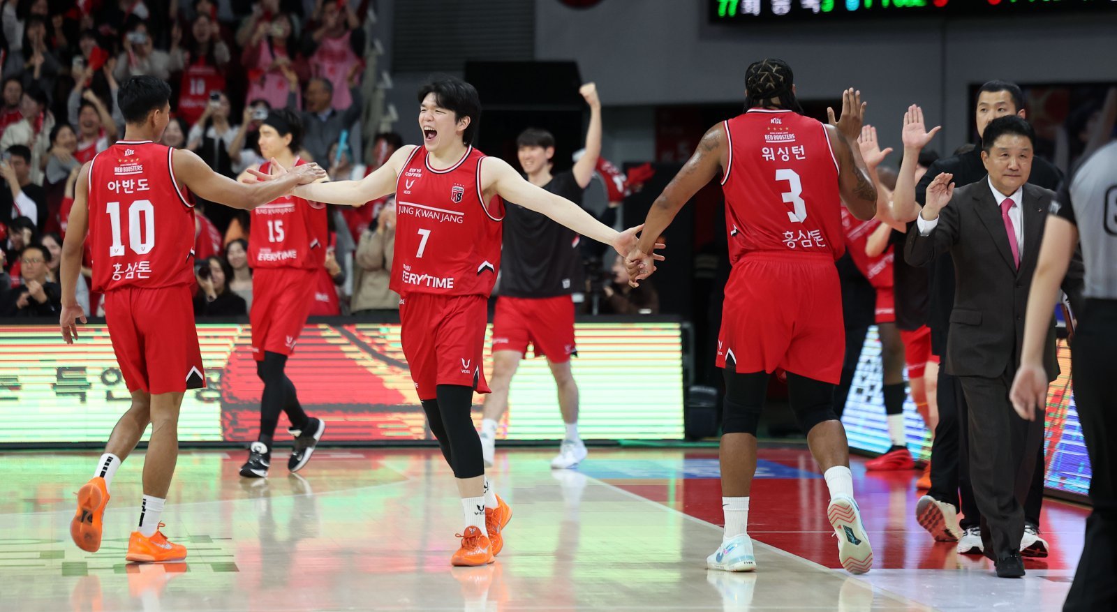 독주는 없다…갈수록 치열해지는 상위권 순위다툼 ‘점입가경’ [바스켓볼 브레이크]