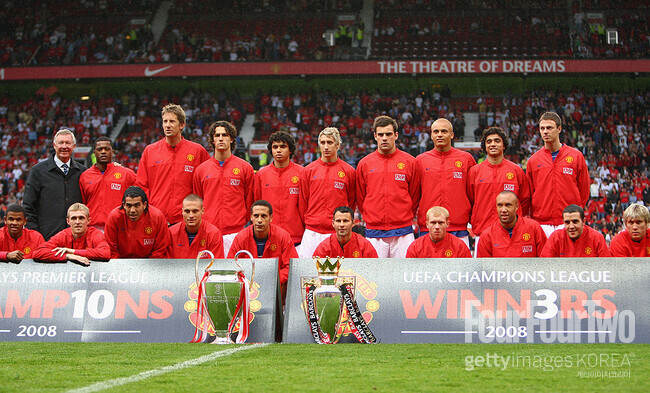 퍼거슨은 악취처럼 맨유 주위를 맴돈다”… 로이 킨의 선 넘은 발언, 그 배경은?