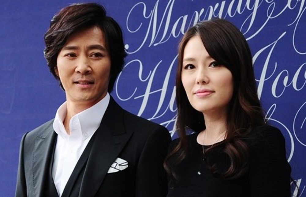 최수종, 보법이 다른 사랑꾼... '복귀' 하희라에 "존경하고 사랑합니다" 손편지 응원