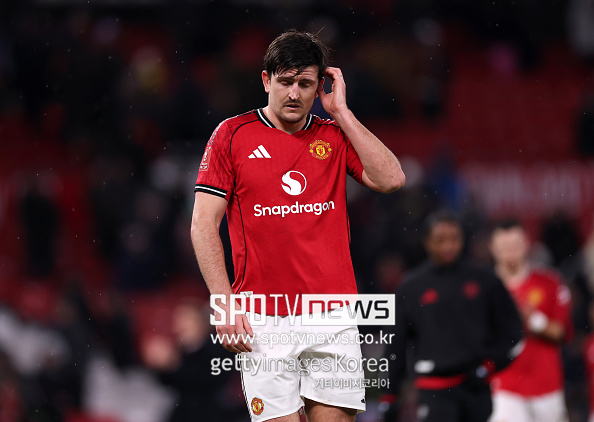 [오피셜] 맨유, 알렉스 퍼거슨 경 복귀 추진이라도 해야 하나...FA컵서 브라이튼에 패배→111년 만에 한 시즌 최저 경기 '확정'