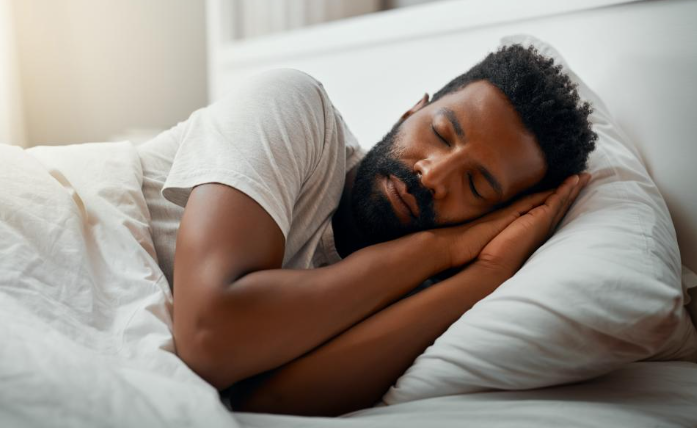 평소처럼 "이렇게" 주무시면, 뇌세포 손상으로 치매 찾아옵니다. | 건강하루한스푼