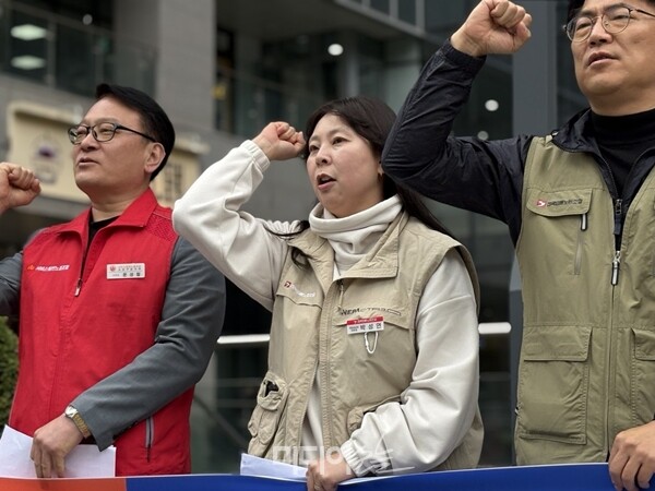 대규모 구조조정 맞선 천재교과서 노조 설립 1년… 돌아온 건 노조위원장 표적 탄압