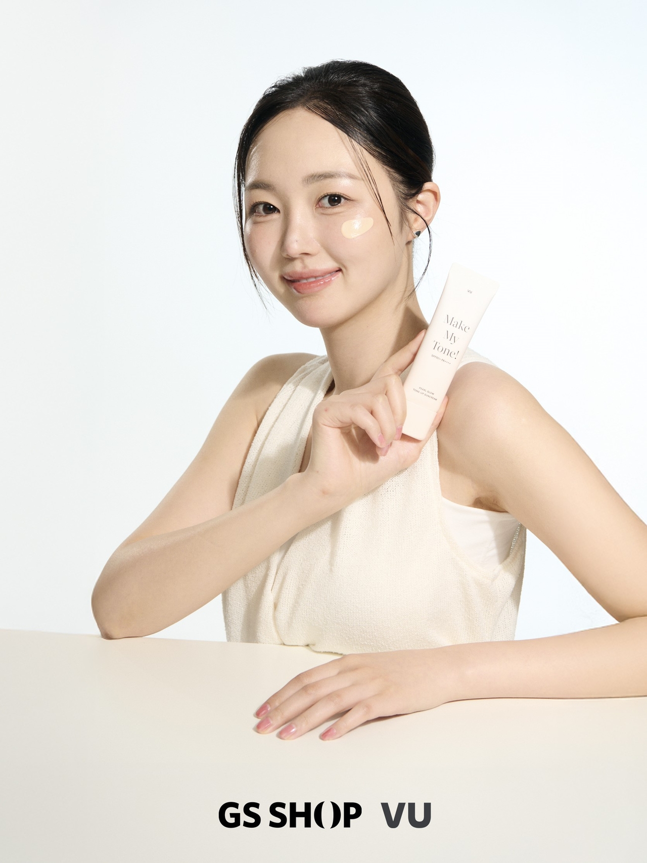 GS샵, 자체 뷰티 ‘뷰’ 새단장…가격·성능 다 잡았다